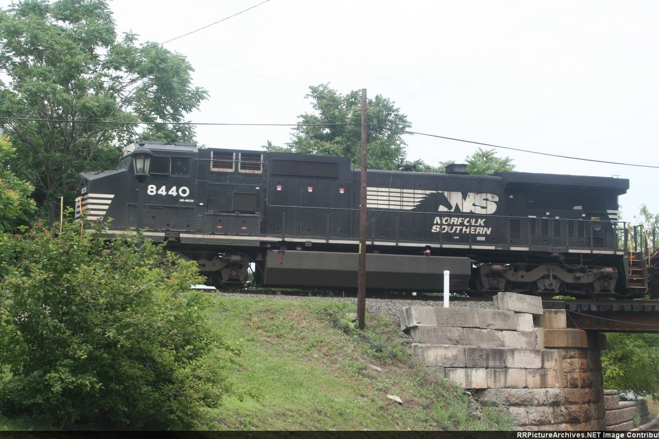 NS 8440